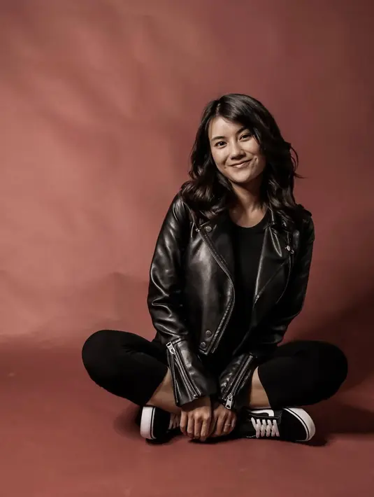 Tampil Kompak, Ini Pemotretan Keluarga Ina Marika dan Rezca Syam ...