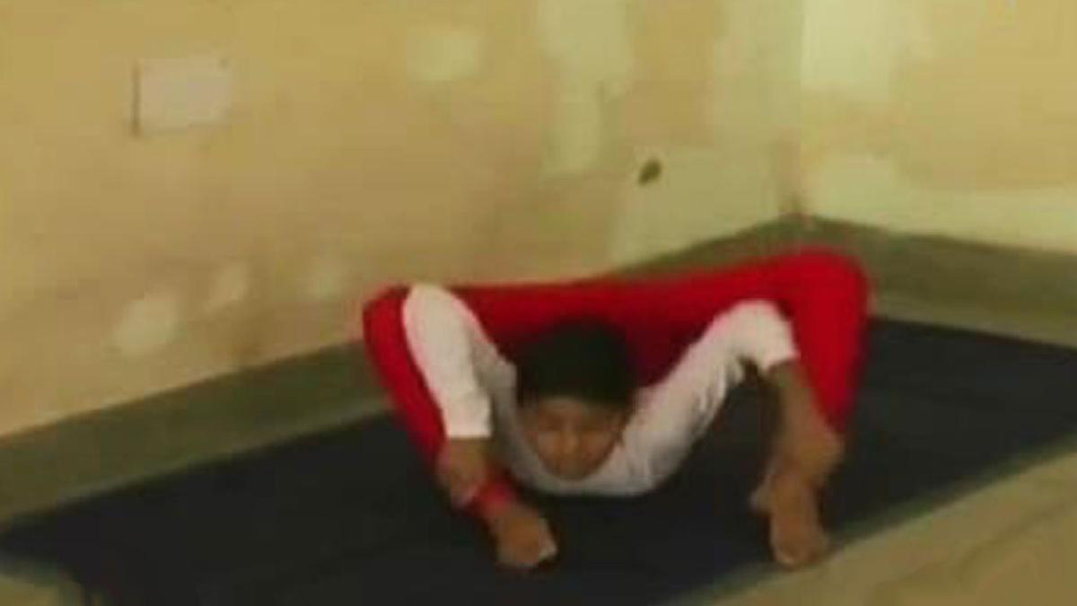 Mahasiswa Demo PKB hingga Bocah Berbadan Lentur - News Liputan6.com