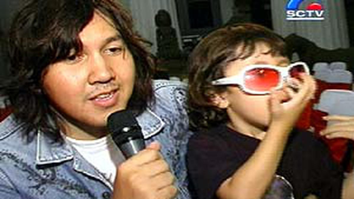 Anak David Naif Penggemar Berat Beatles - ShowBiz Liputan6.com