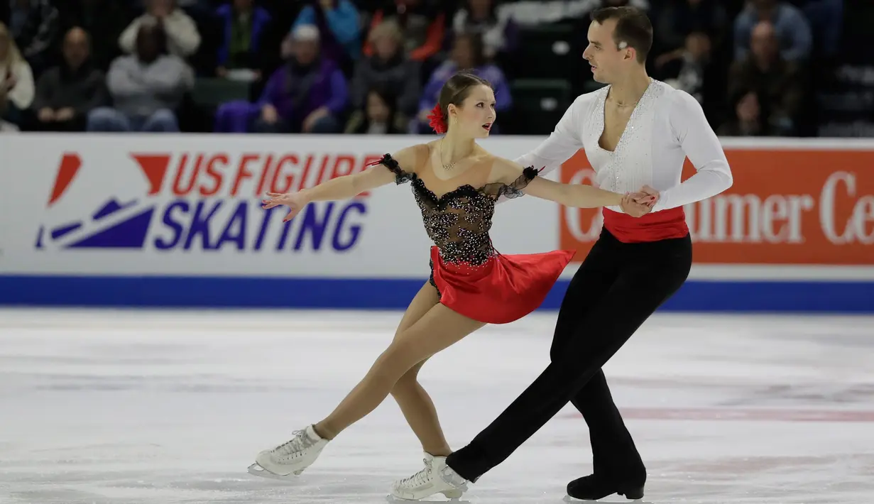 FOTO: Aksi Gemulai Pasangan Atlet Dunia di Skate America 2018 - Foto ...