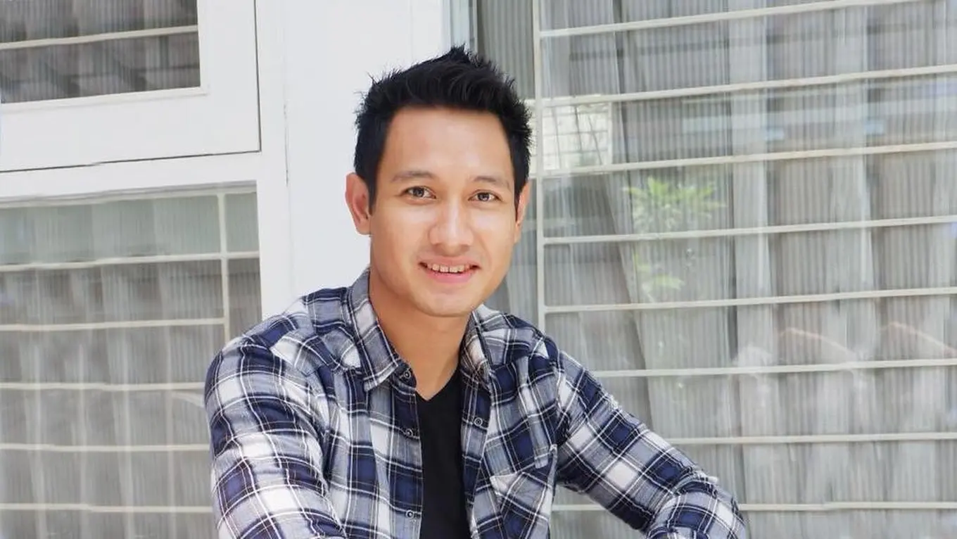 5 Potret Lian Firman, Aktor Tampan yang Muncul di Sinetron Bismillah Cinta