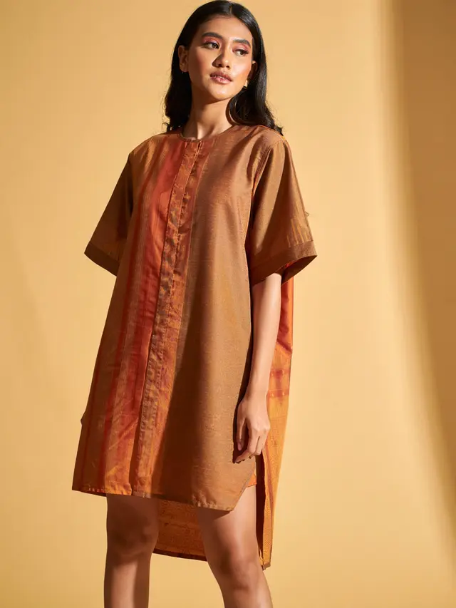 7 Batik Lengan Dolman Tunik Oversized Asimetris yang Modis, Busana ...
