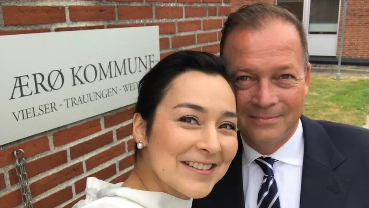 Usai Nikah dengan Bule, Model Larasati Gading Bulan Madu di Kastil ...