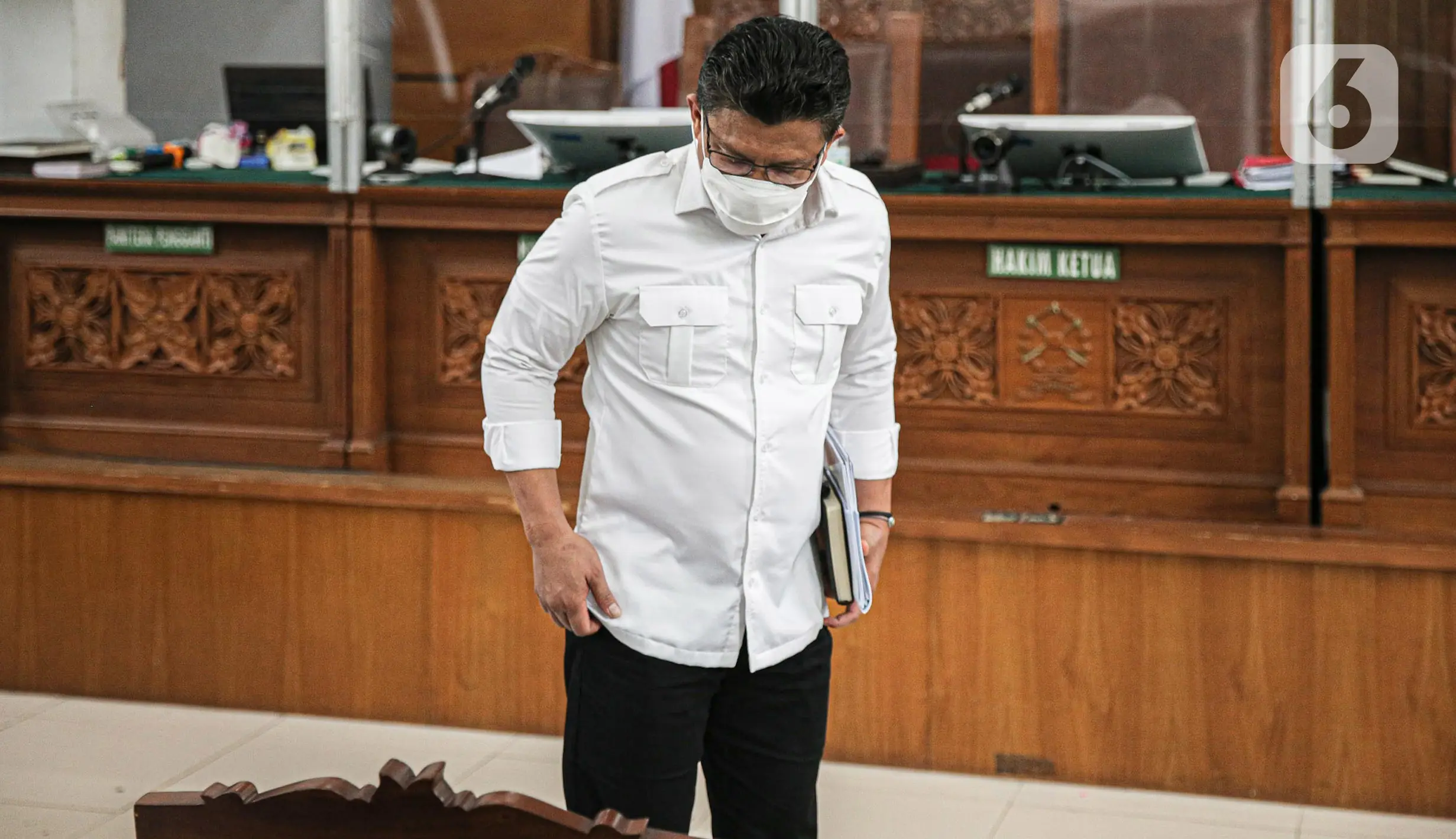 Tumpukan Berkas Pleidoi Ferdy Sambo di Sidang Kasus Pembunuhan Brigadir J - Foto Liputan6.com
