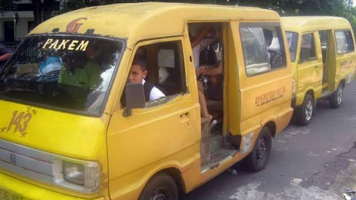 Tarif Angkot di Jember Naik 40 Persen, Penumpang Kian Sepi - Surabaya ...