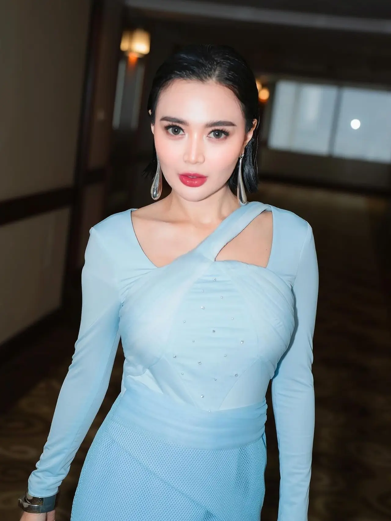 Kejutan Perayaan 3 Dekade HUT Indosiar, Dewi Perssik Pole Dance dan ...