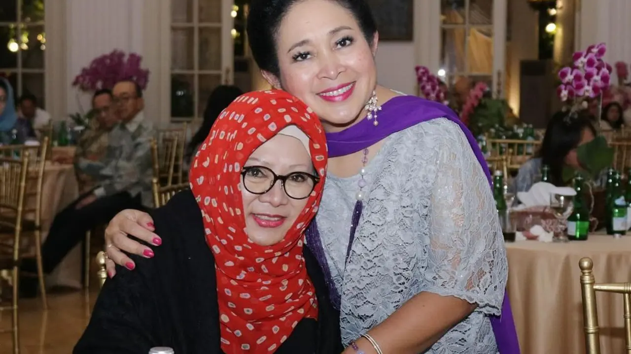 Titiek Soeharto Resmi Menjabat Ketua IV DPR, Pesona Elegan dalam Balutan Kebaya - Hot Liputan6.com