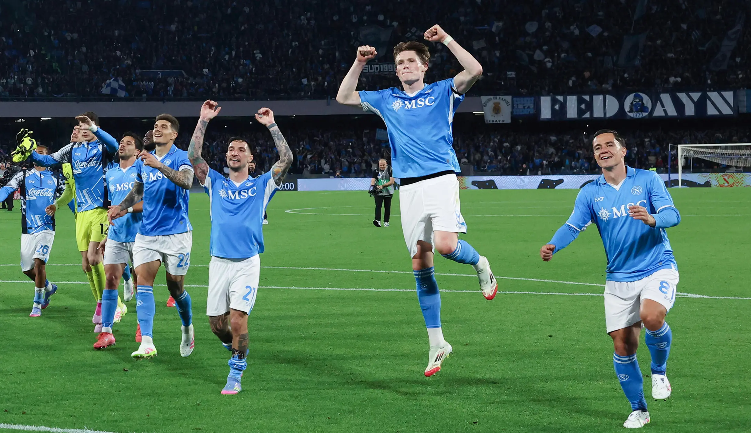 Foto: Brace McTominay Bawa Napoli Jinakkan Torino, Inter Milan Dalam ...