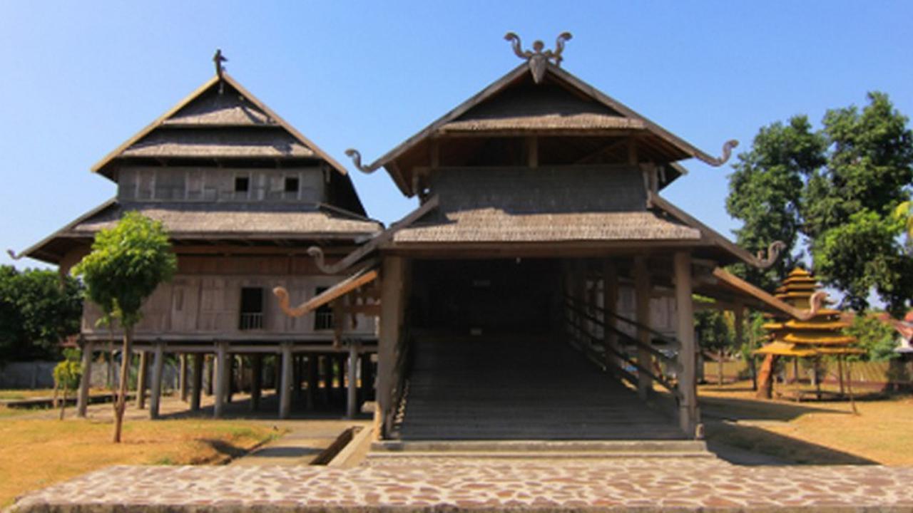 Daftar Lengkap Rumah Adat Indonesia dari 38 Provinsi, Lengkap dengan ...