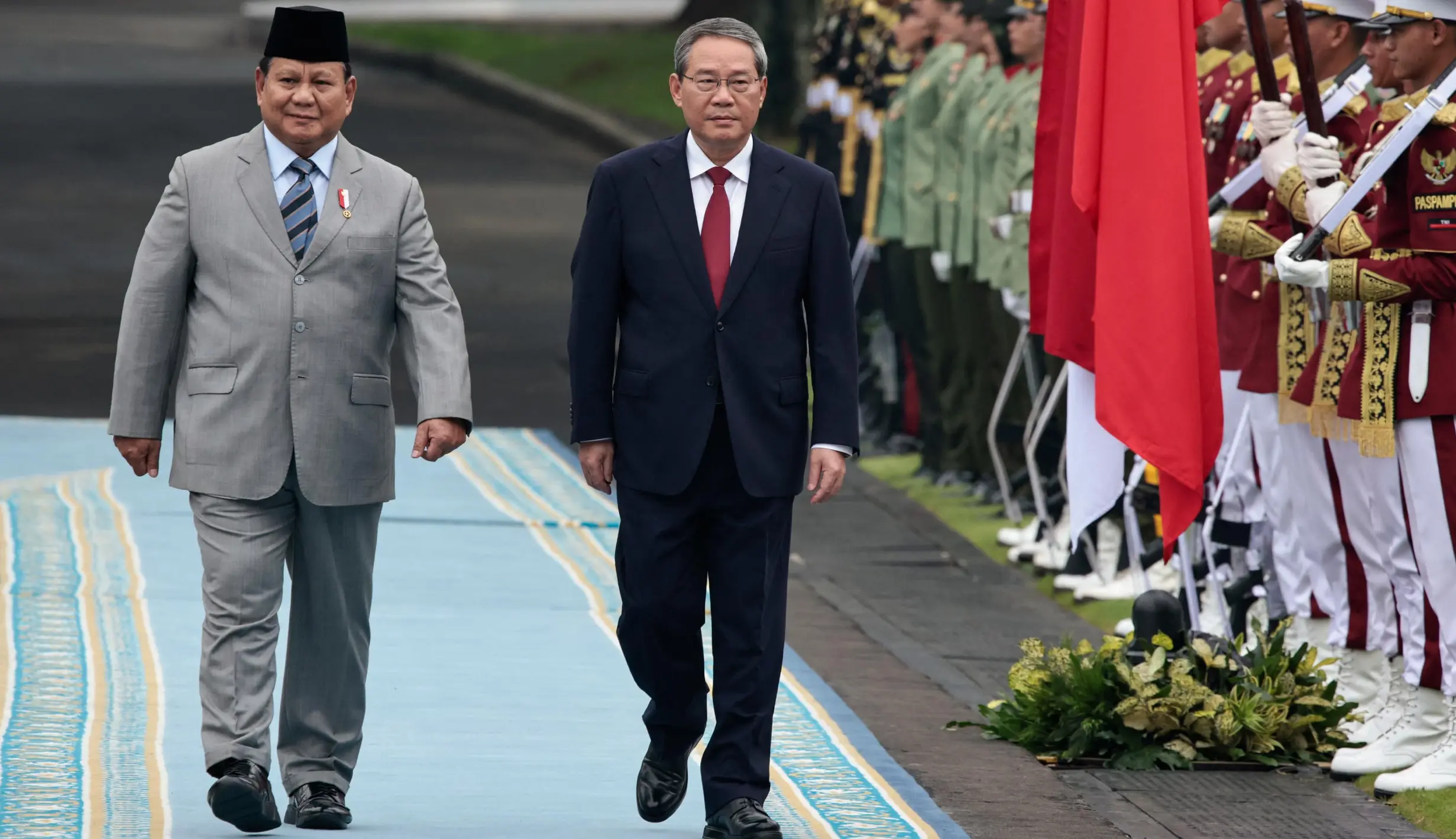 Momen Presiden Prabowo Sambut Kedatangan Perdana Menteri China Li Qiang ...